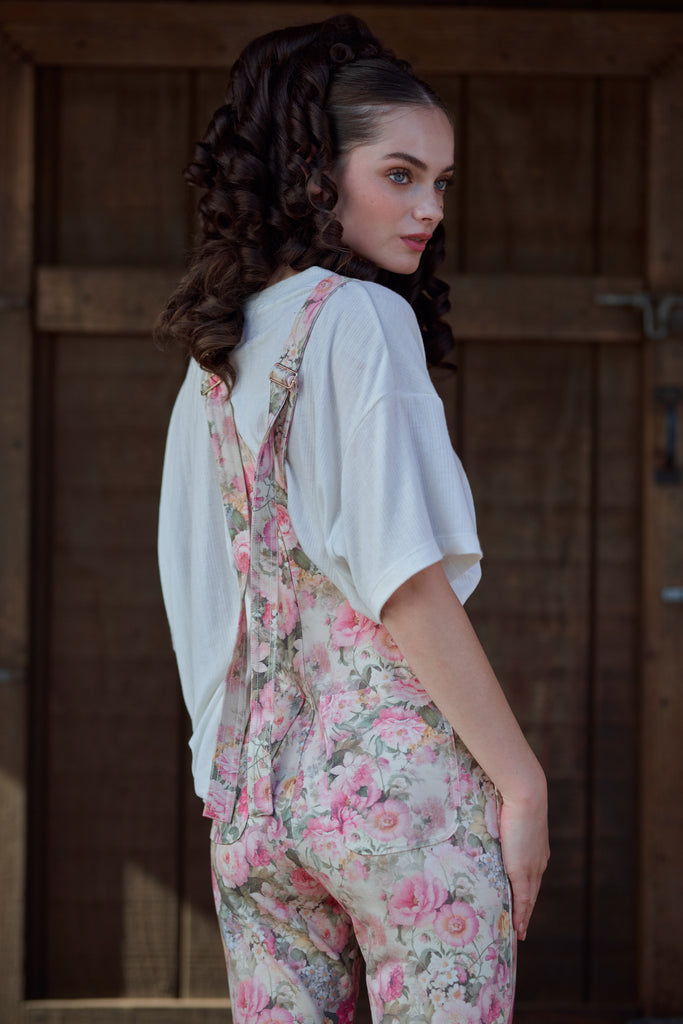 The Ivory Girlfriend Tee – Selkie